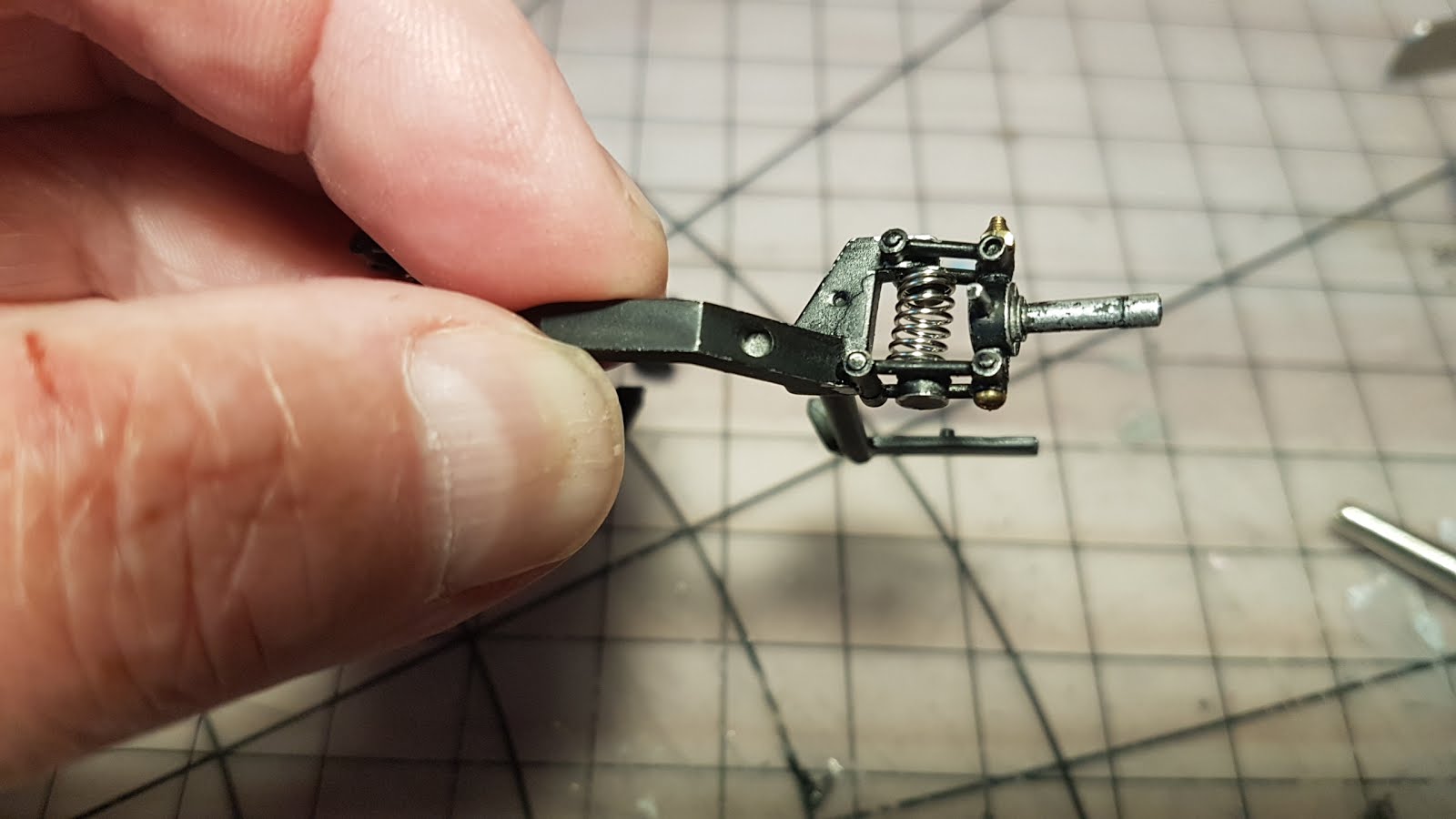 24th-scale: Miniature nuts and bolts