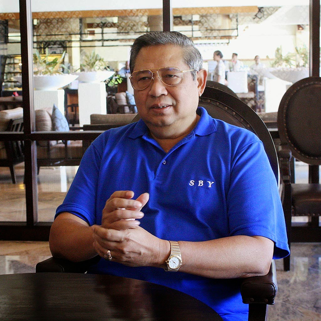 Wallpaper Susilo Bambang Yudhoyono: Pak SBY Sejak Dulu Sampai Sekarang