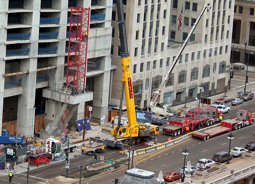 ArchitectureChicago PLUS: 111 West Wacker's Red Crane Flies the Coop