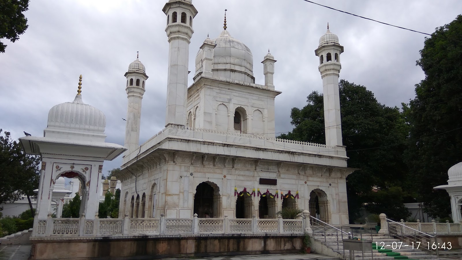 Doonite & the World: Shri Guru Ram Rai