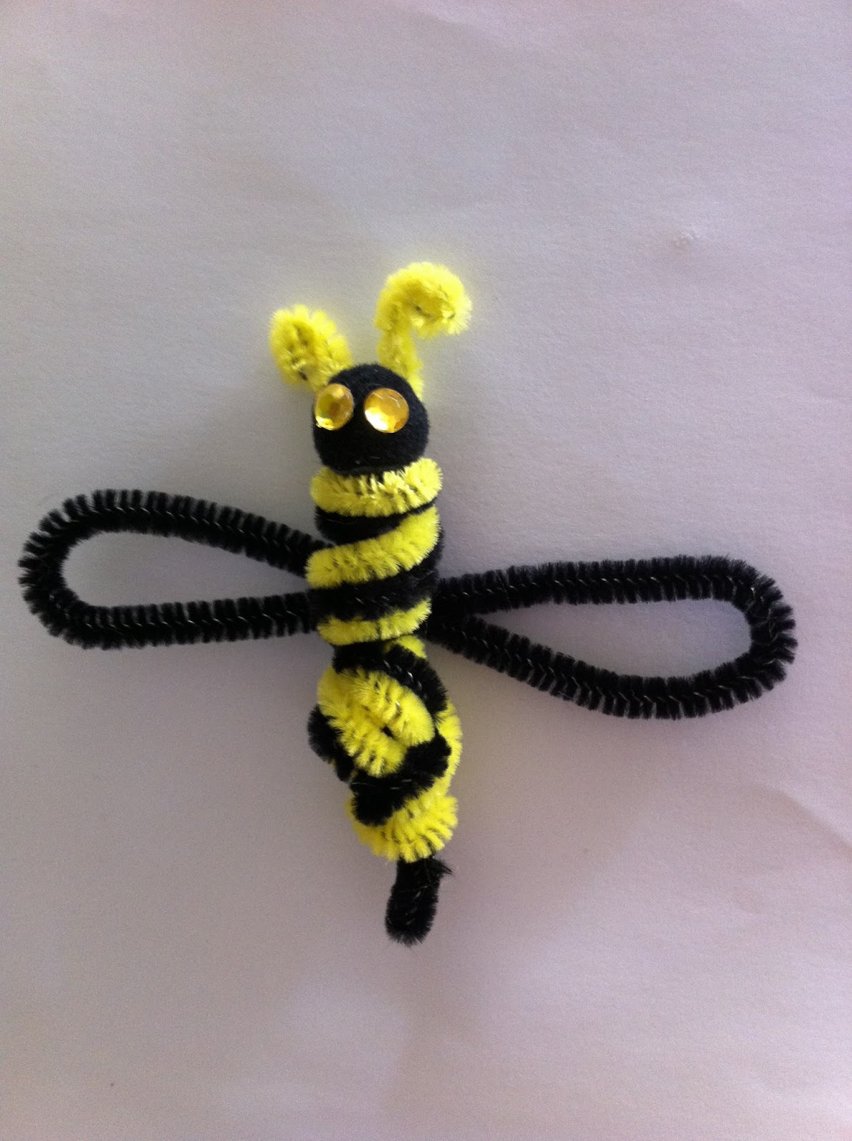 Kids Activities & Tips 4 Everyday: PIPE CLEANER creatures