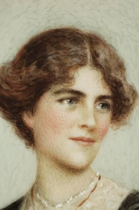 Caroline Weldon's Instagram, Twitter & Facebook on IDCrawl