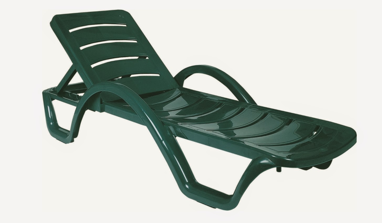 Bahçe Mobilyaları: Plastik sezlong