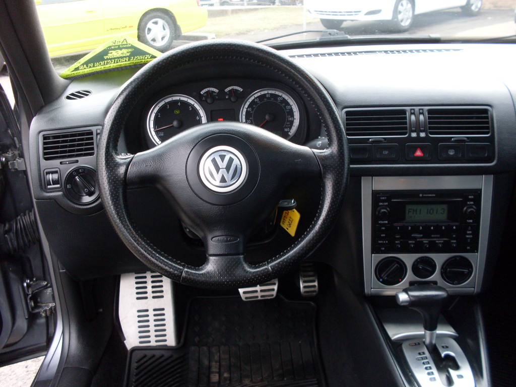 Ride Auto: 2005 VW GLI