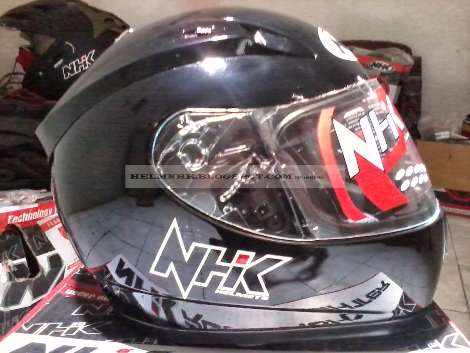 HELM NHK N1200 SOLID SNI