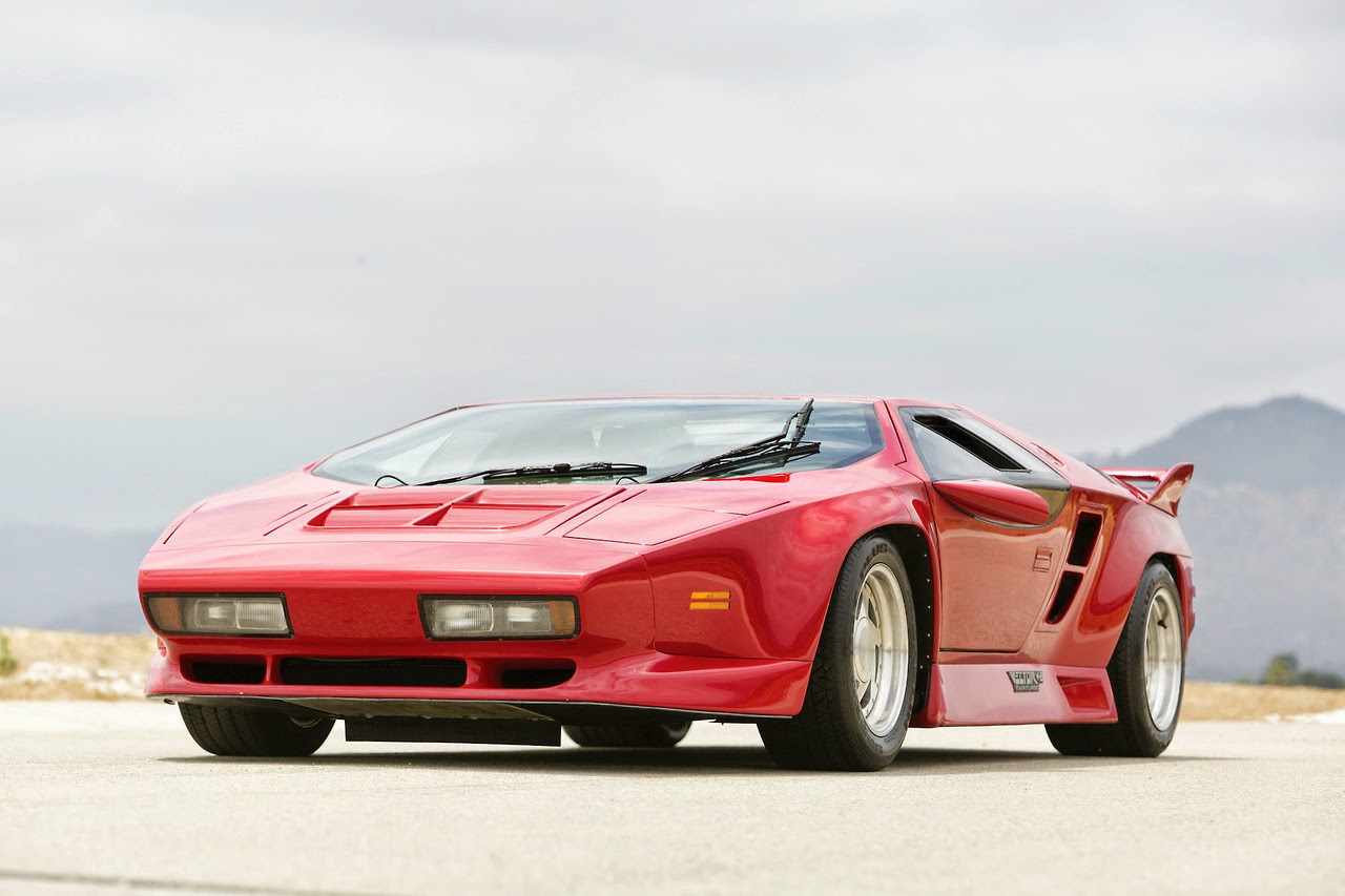 ROMBI DI GLORIA: Vector W8-M12 (1992)