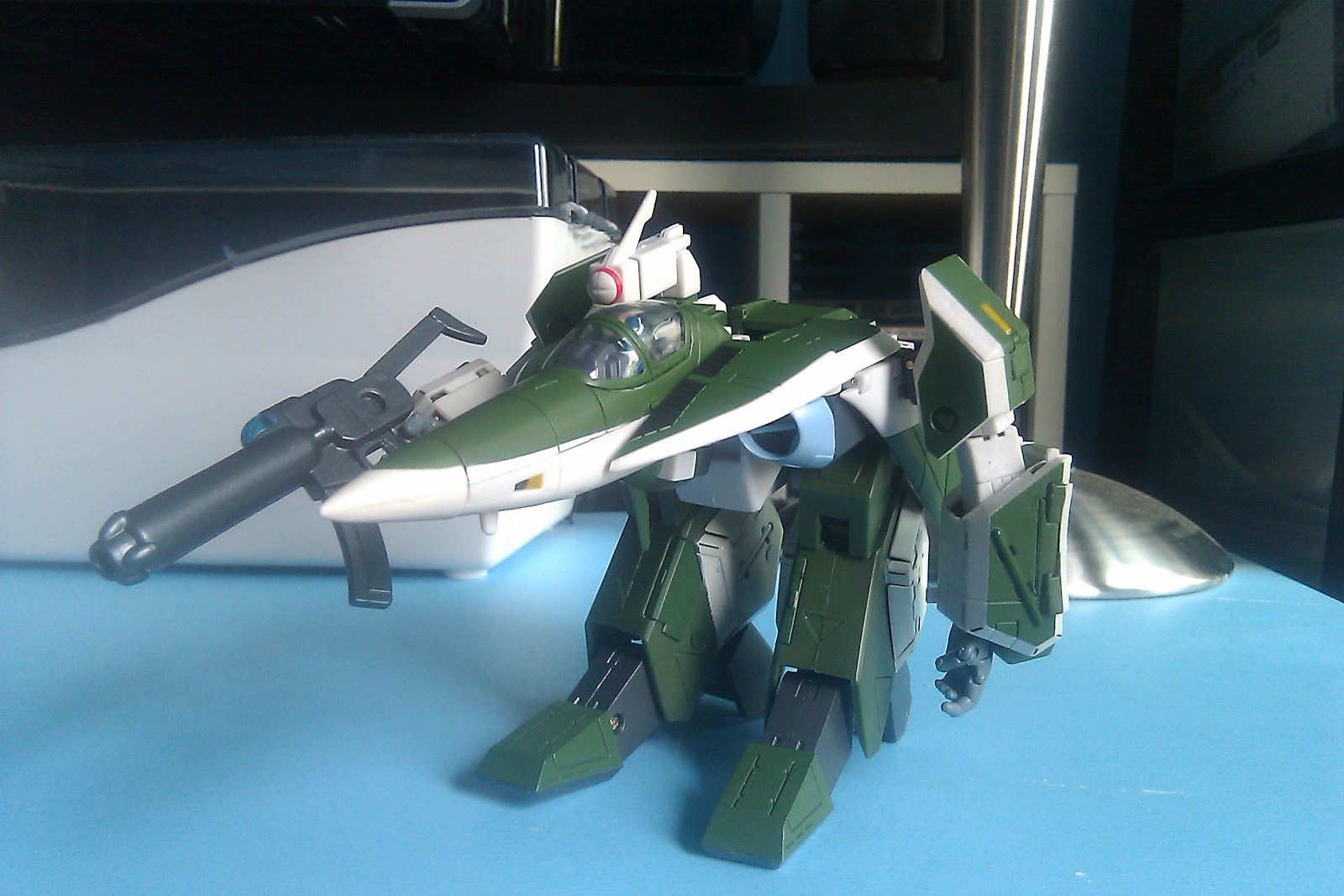 A Review of Lancer's VFA-6I Alpha Fighter from Toynami's Robotech ...