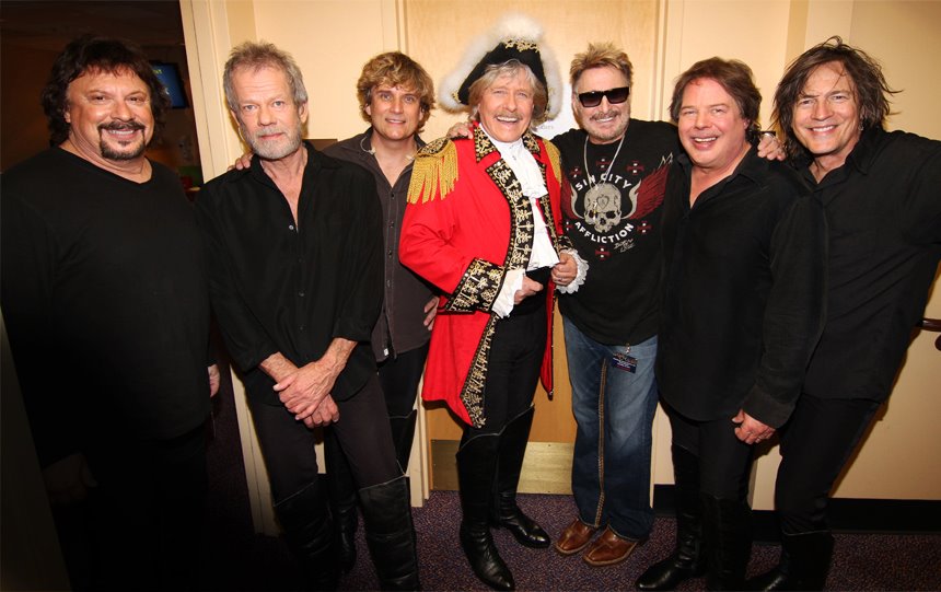 FORGOTTEN HITS: The Sunday Comments ( 12 - 18 - 11 )