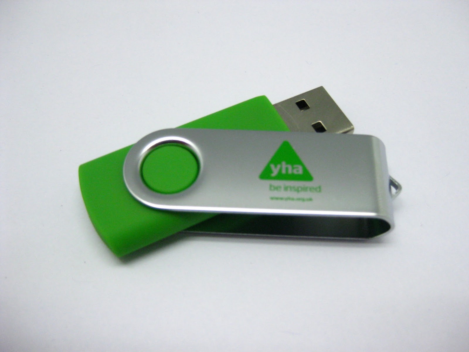 Custom USB flash drive supplier: SWIVEL USB FLASH DRIVE - CUSTOM USB