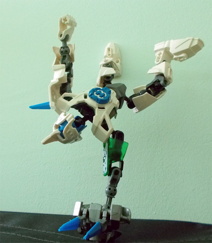 Sonic And Shadow: Vand Hero Factory STORMER 3.0