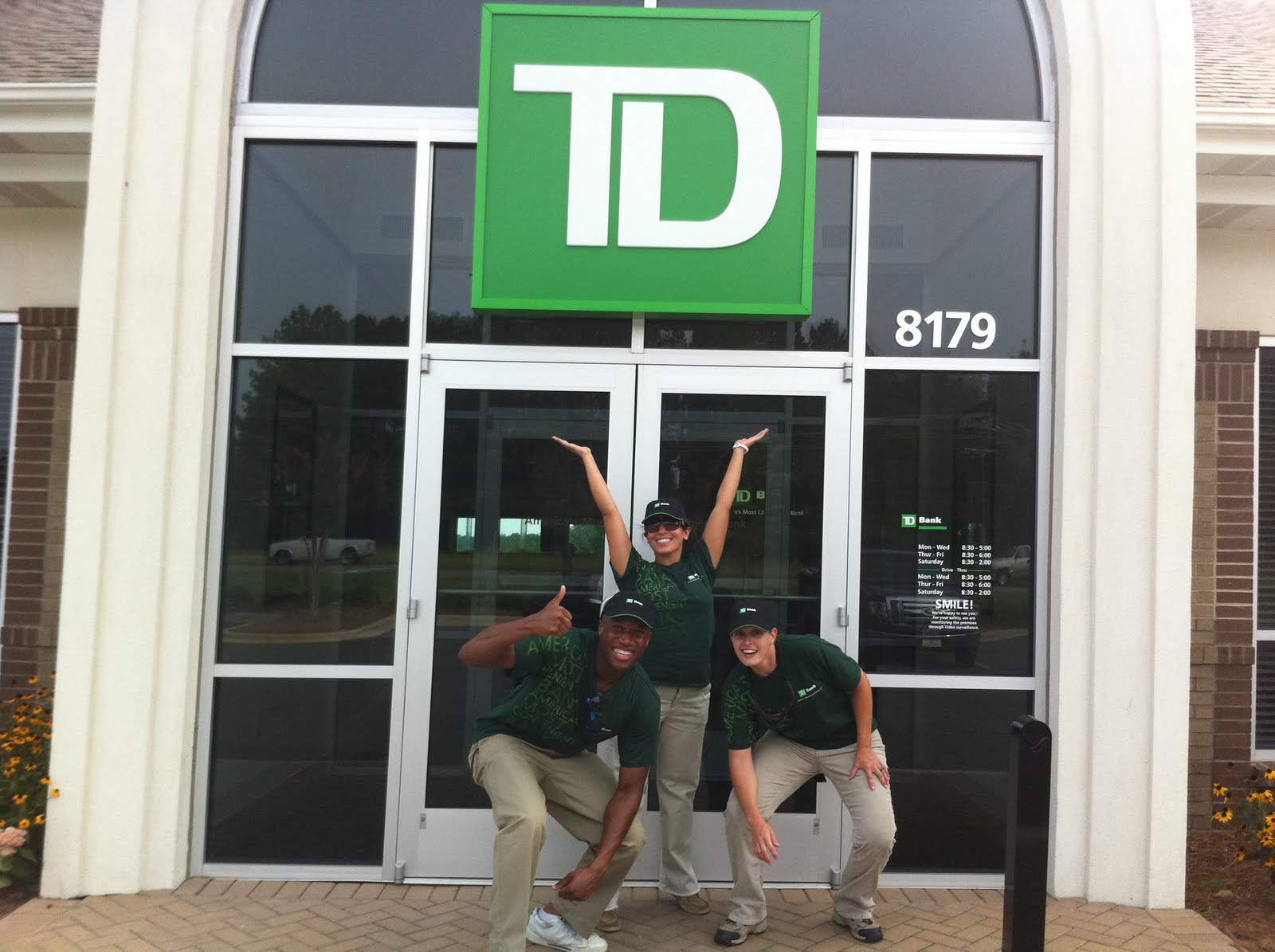 Linking Events, Corp: TD Bank Guerrilla Marketing Campaign