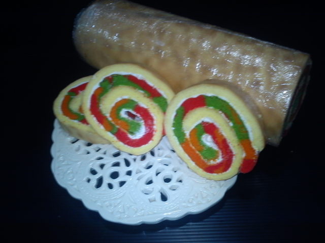 Sumi Homebakery( formerly known as sumicupcakes): Kek Roll (benji roll ...