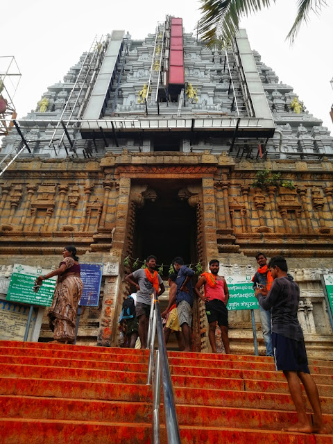Hindu Temples of India: Alipiri Pathway, Tirumala, Tirupati, Andhra Pradesh