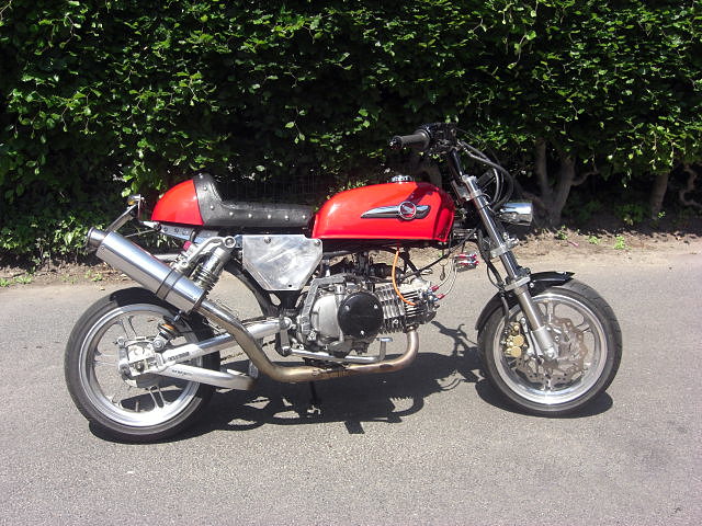 Z50 Racer - RocketGarage - Cafe Racer Magazine