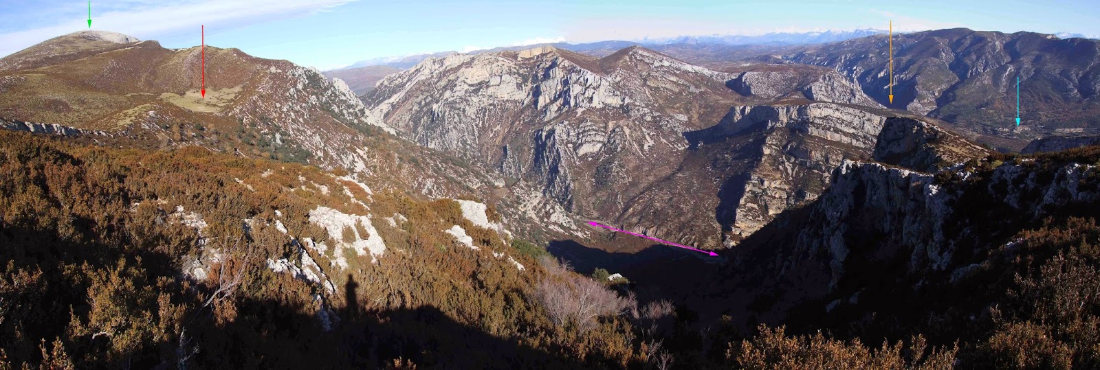 El Valle de Rodellar: CAMPOS EN LAS NUBES. Cámbol