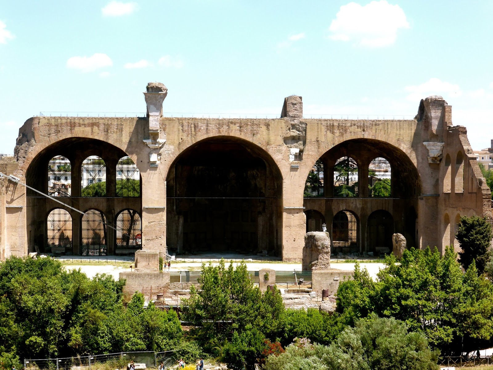 Facciamo un giro in centro?: FORO ROMANO