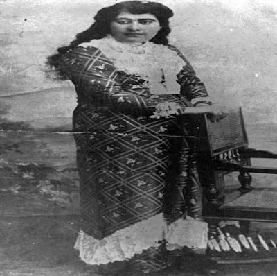 Persia Reference: Ghajar Women