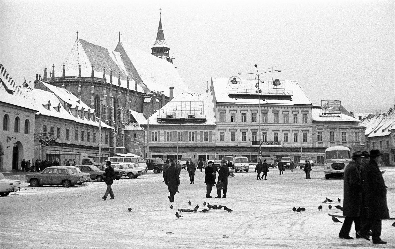 v o l g a n e a g r a: Brasov si Bucuresti in 1974