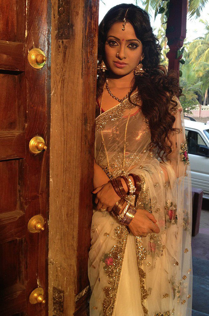 Tv Anchor Udaya Bhanu Spicy Photos | Spicy Photo Gallery and Latest ...