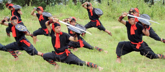 KOKYET KANGDRUM: A type of turban used by the traditional Polo players