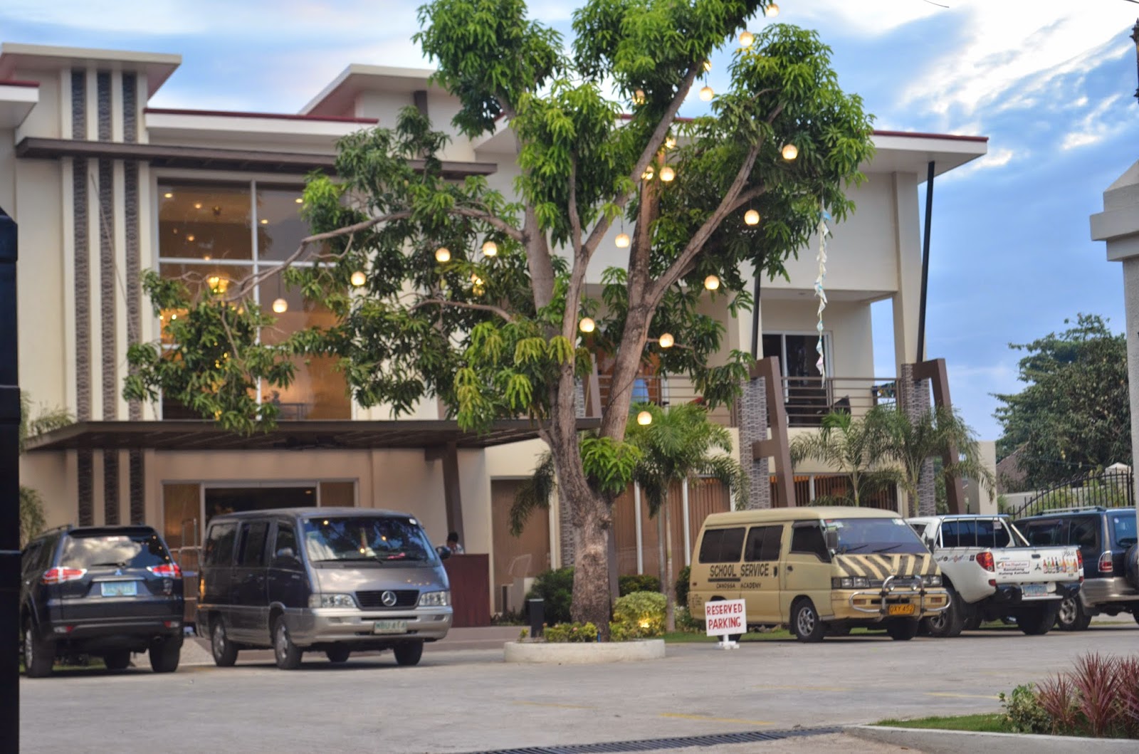 Lemery Beach Resorts: Resort in Lemery: CML Beach Resort & Waterpark