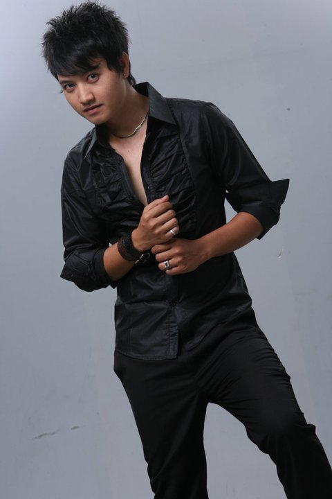 M y a n m a r H u n k s: Soe Yan Aung