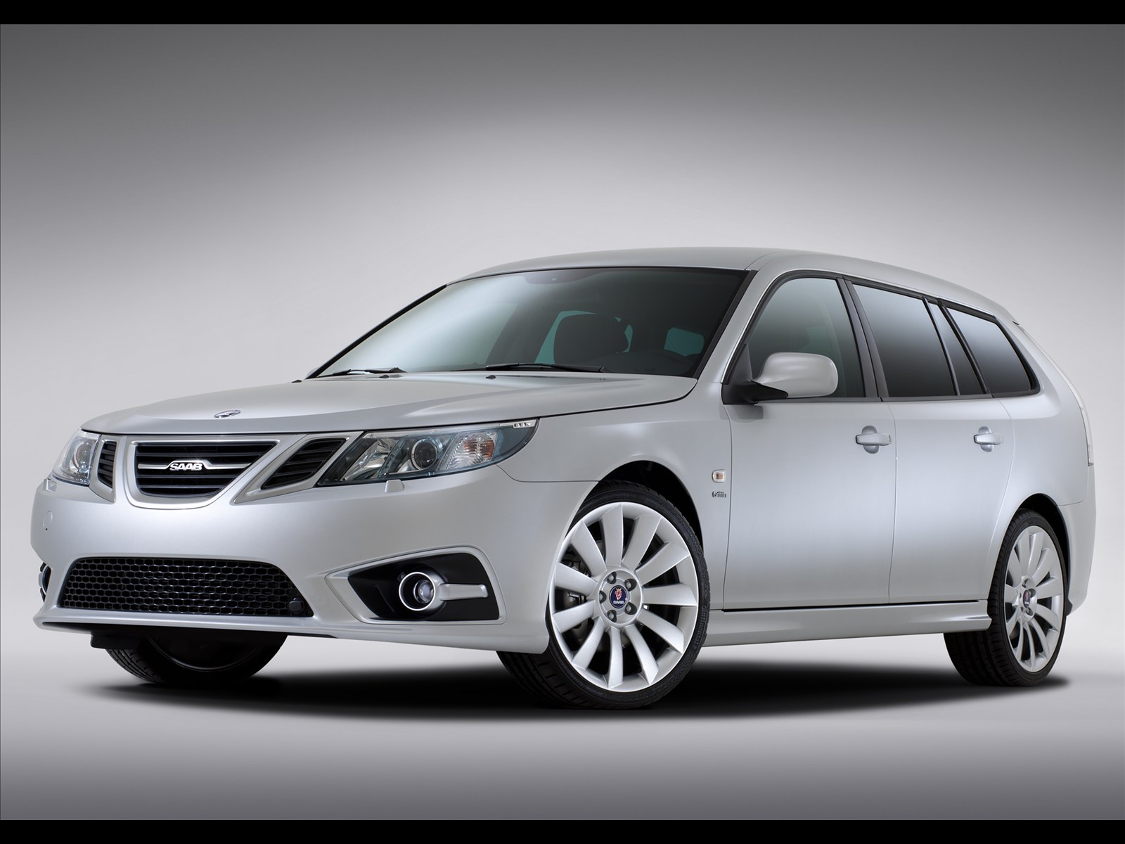 All Types Of Autos: SAAB 9-3 SportCombi Aero Griffin 2011