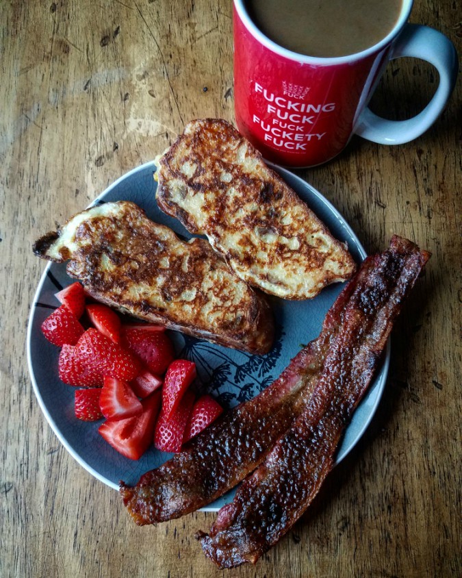 Mango & Tomato: Weekend Breakfast: Challah French Toast And Bacon