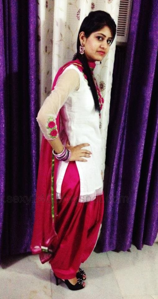 Sexy240 Hot And Sexy Indian Super Cute Girl Images