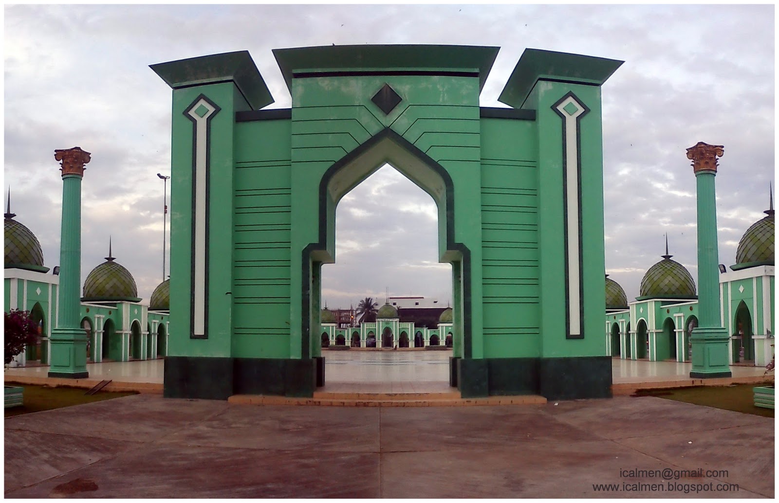 Arsitektur Kota Tanah Grogot: Oktober 2011