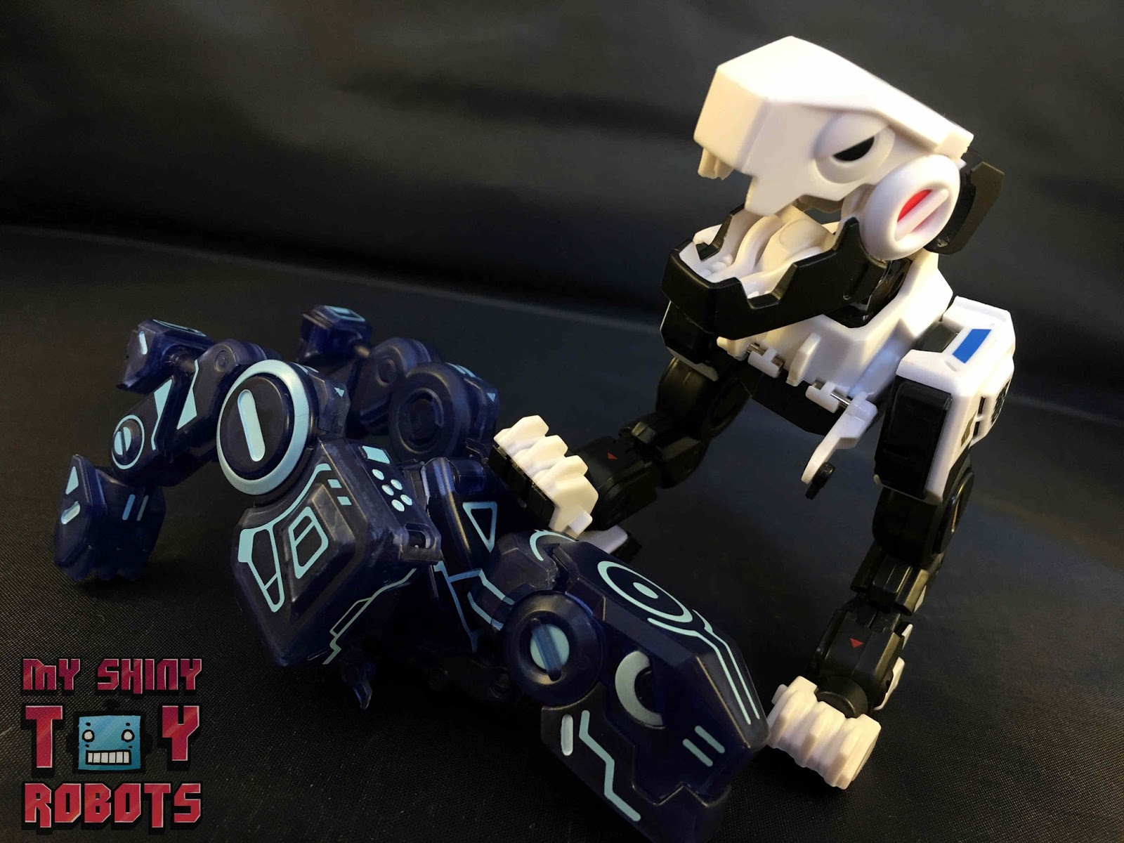 My Shiny Toy Robots: Toybox REVIEW: 52TOYS Beast Box BB-01 DIO (Police ...