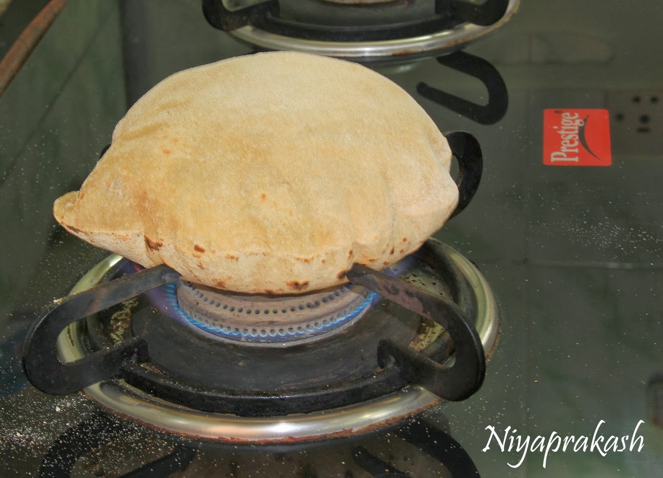 Niya's World: Phulka