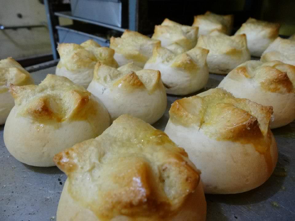 FLOWERSBLOOMS by "Elvie": My Bakescapade