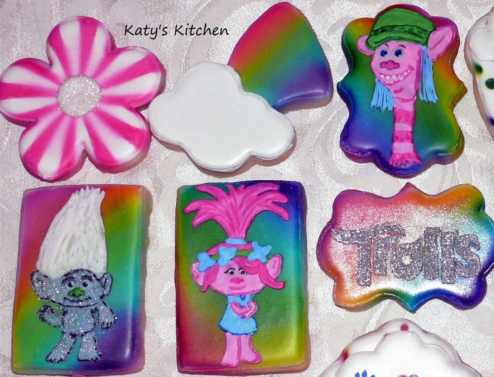 Katy's Kitchen: Trolls Cookies