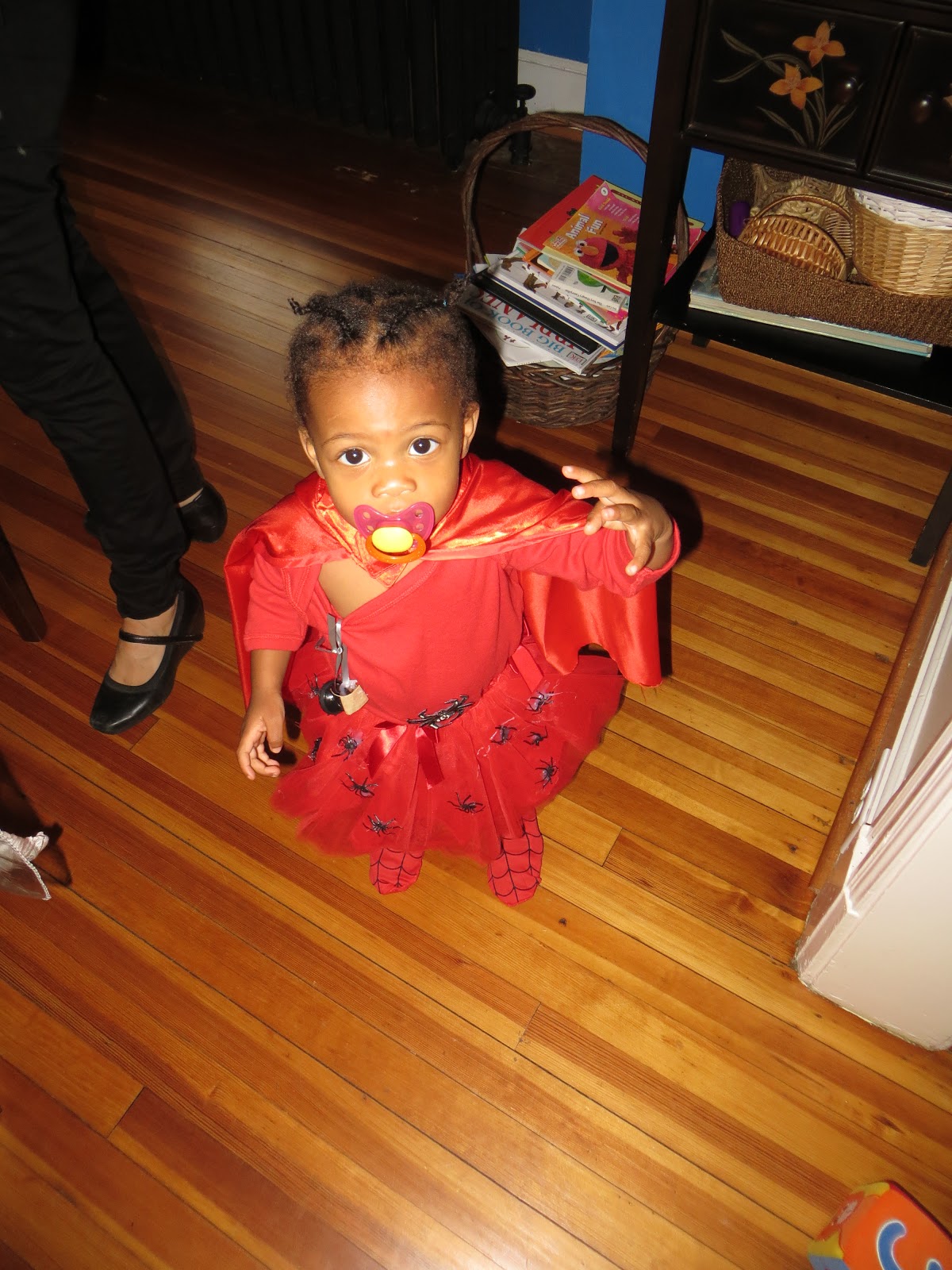 kaleidoscoping chaos...: Spooky Shabbat!