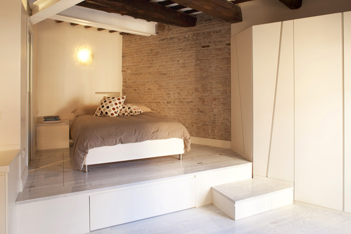 ESTILO RUSTICO: Apto Rustico y Moderno en Roma