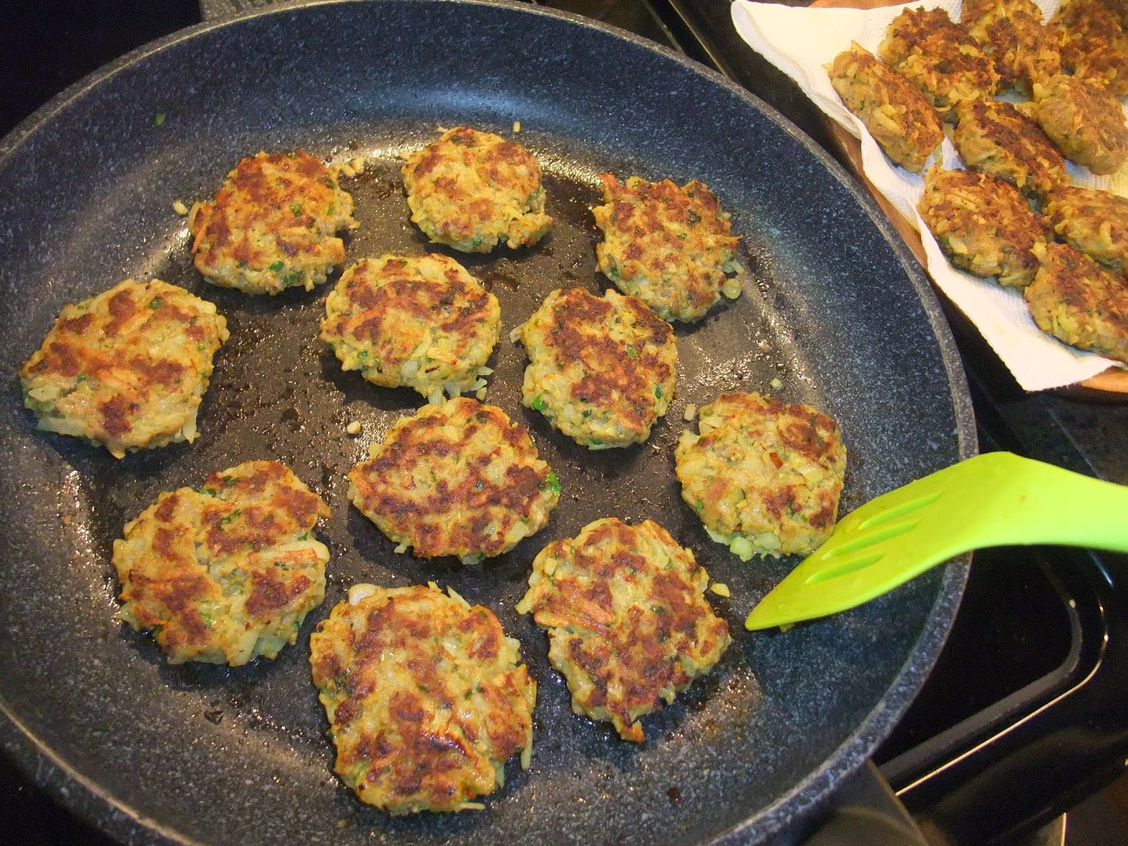 Susan's Savour-It!: Persian Kotlet (Meat Patties)...