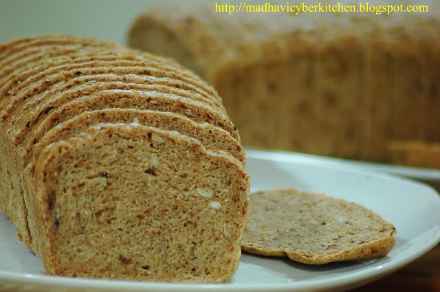 Madhavi's Cyber Kitchen: Malthouse Bread with Almonds