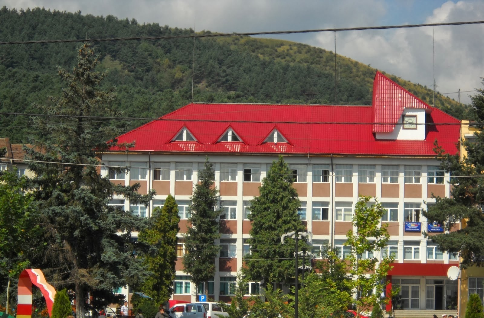 L E O L A M - The Jewish Heritage Foundation - Moinesti: Tourism