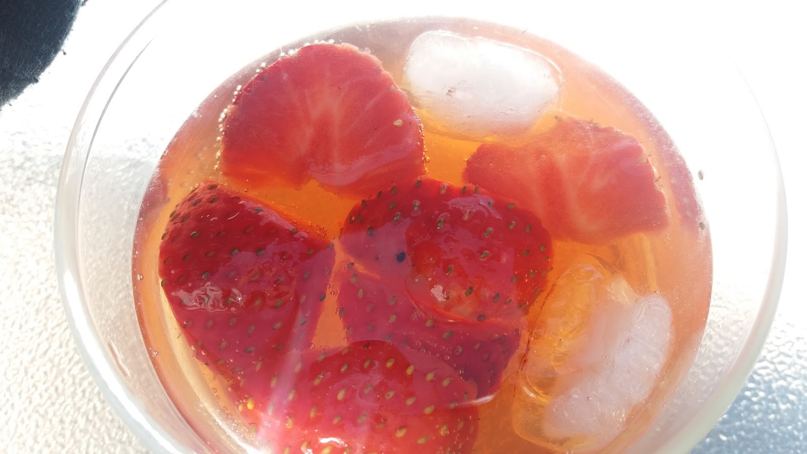 SAKRÍA (SAKE, CAVA Y FRESAS) DE CARME RUSCADELLA #RETOCOOKINGTHECHEF