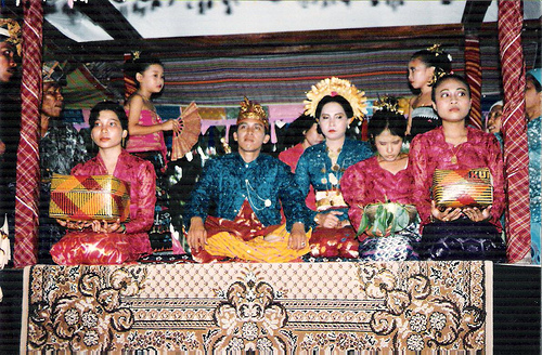 Merarik: Typical Wedding Ceremony Sasak, West Nusa Tenggara ...