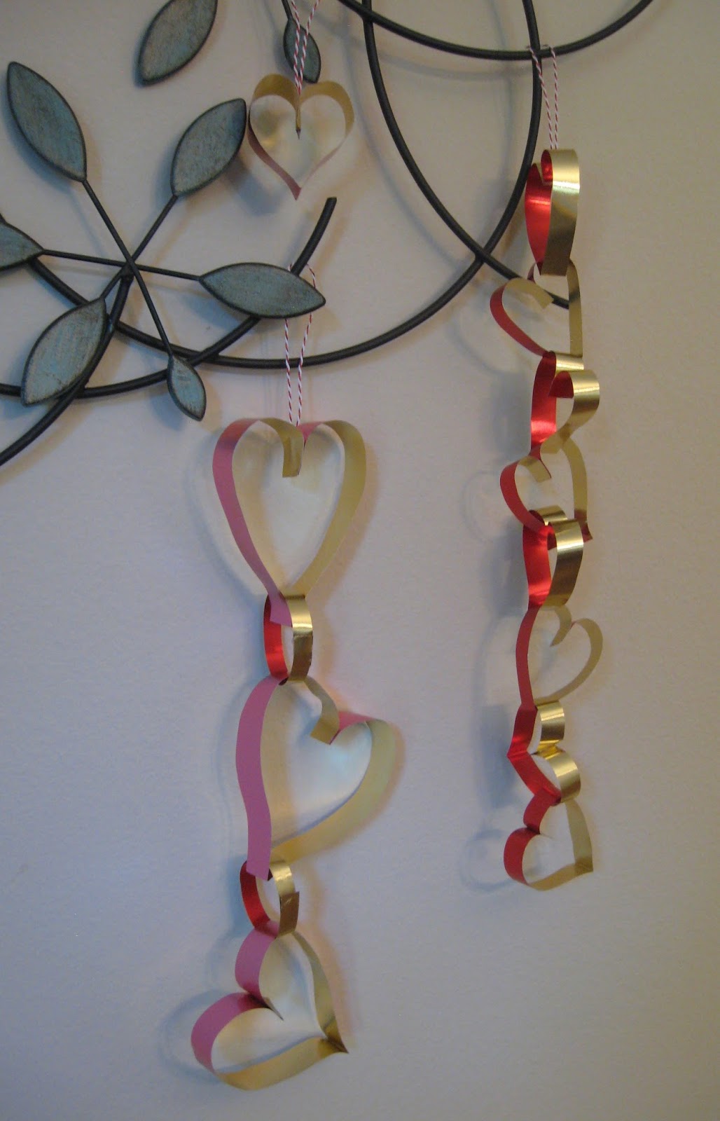 Art & Soul: Heart Paper Chain Decorations - Rinea Design Team