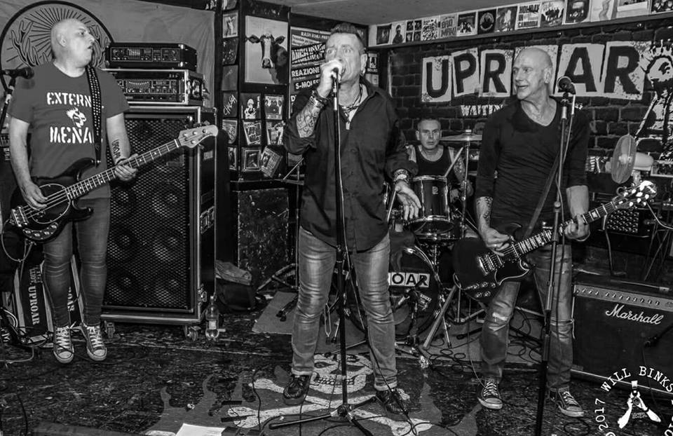 just some punk songs: Uproar - Waiting for the Revolution