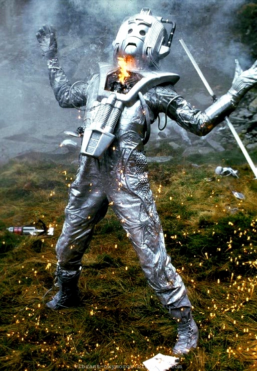 Vibrant Oxymoron - An Obsessive Society: Classic Cybermen - An ...