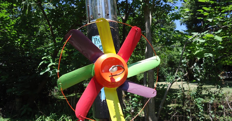Soda Can Wind Spinner | Tropical Mom's Day Off