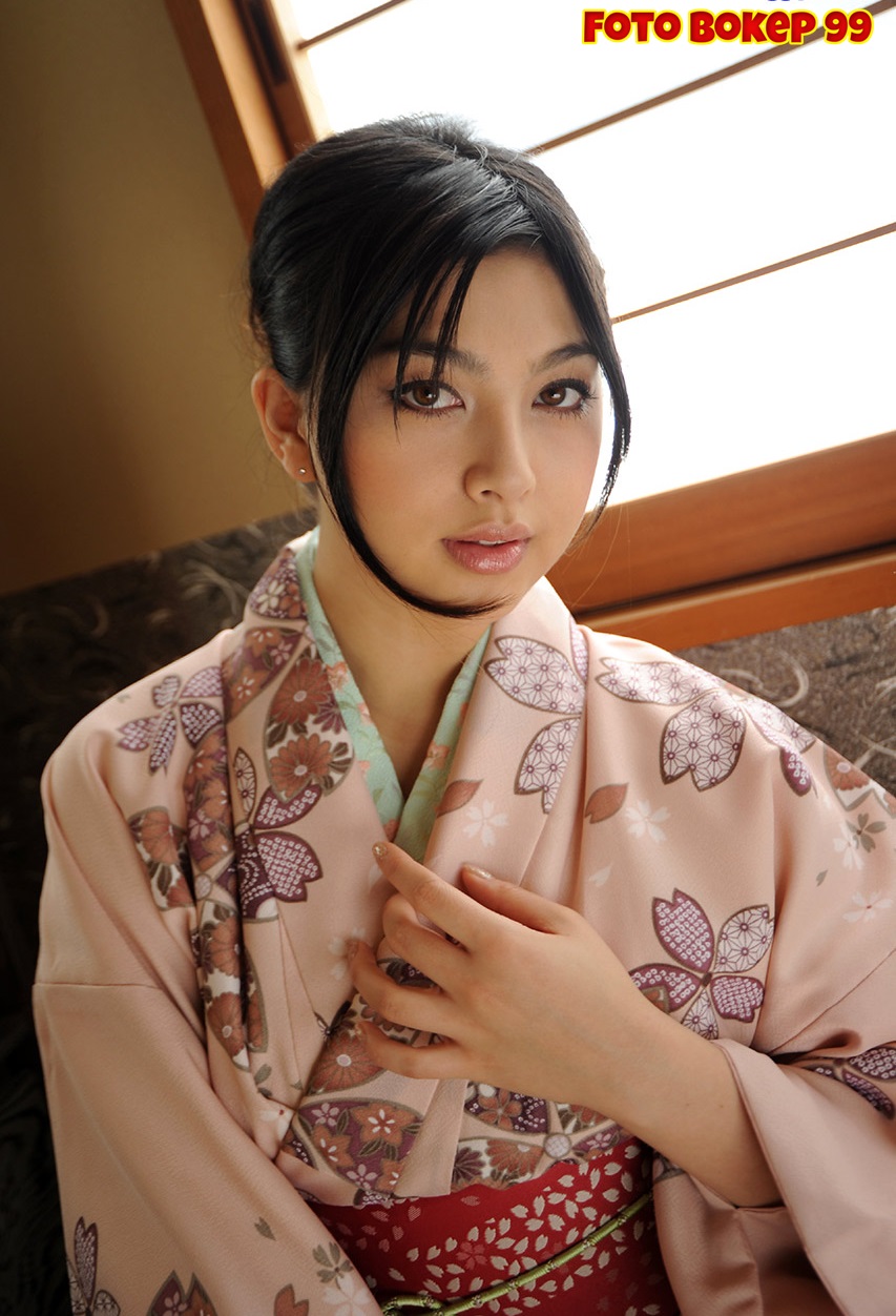 Gambar Foto Syur 5 Artis JAV Terpopuler - Foto Bokep 99