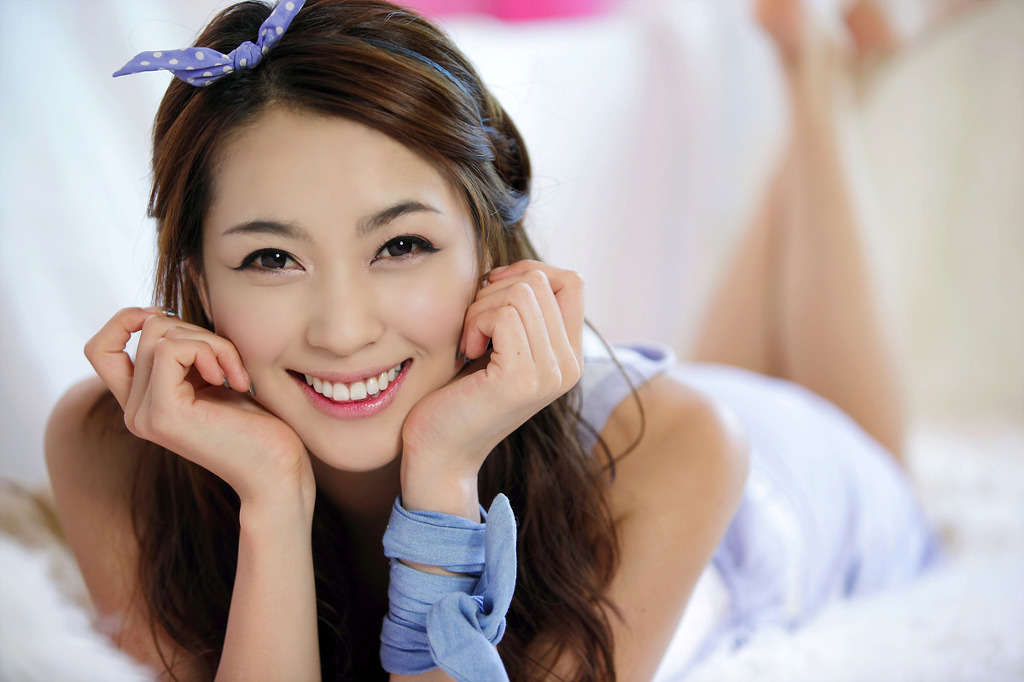 Cute Asian Girls: Korean Models : Ju Da Ha with Beautiful Smile