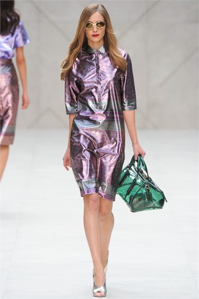 Madison Muse: Burberry Fashion Changes Its Colors