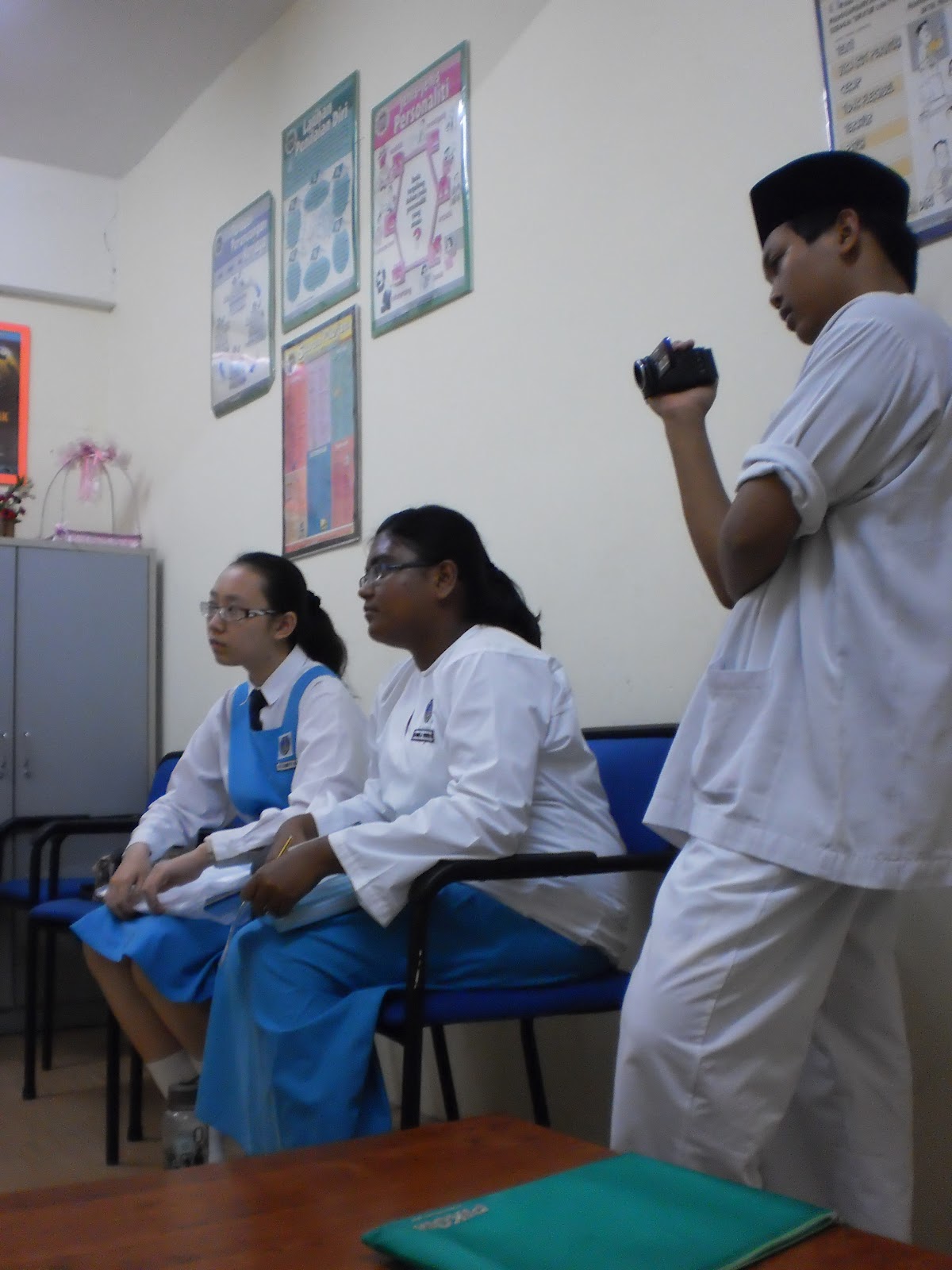 SMKDMS Project-based Learning : *Juvenile Delinquency*