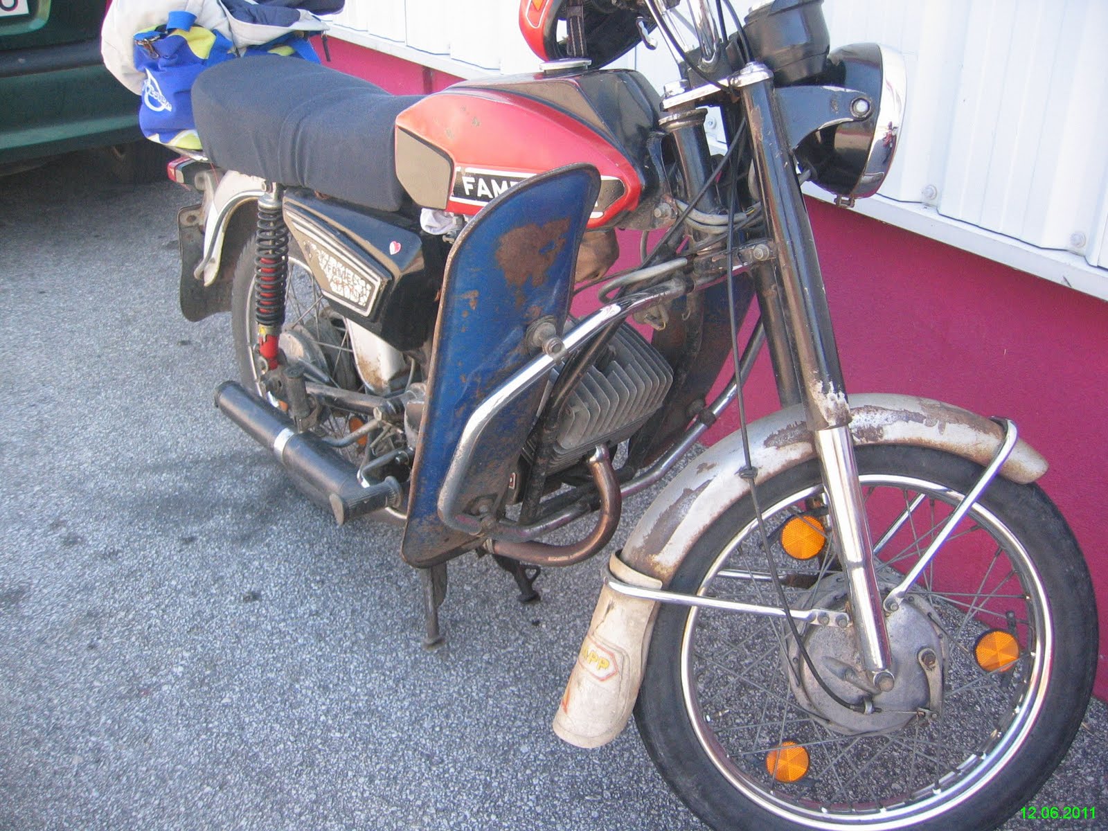 Curisco.PT: Famel 111